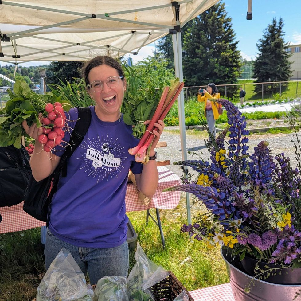 About Us - FreshRoots